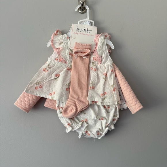 Nicole Miller | Matching Sets | Nwt Pink And White Floral Baby Outfit ...